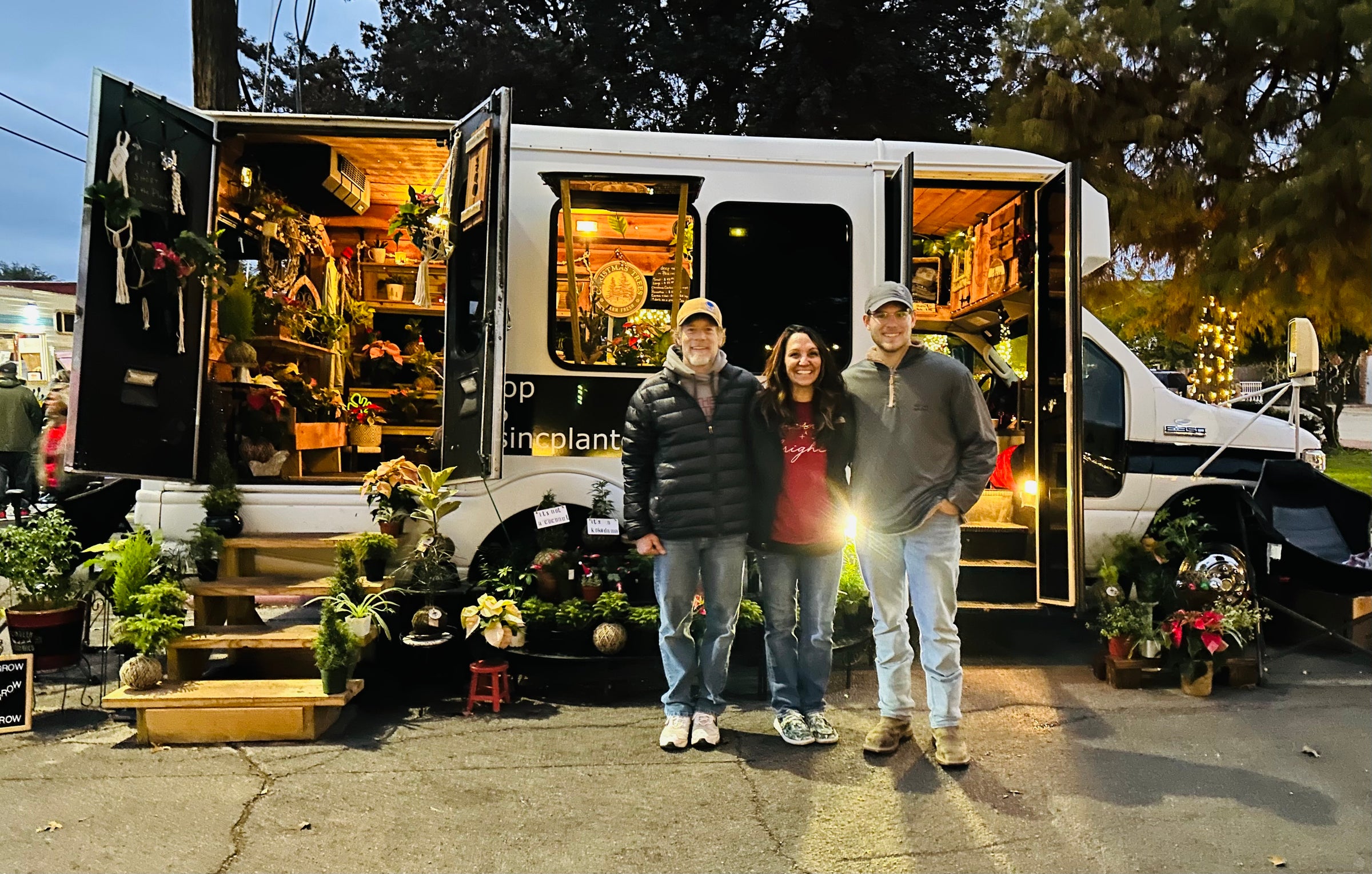 Mobile Plant Shop now Online! | Deep Roots, Inc.